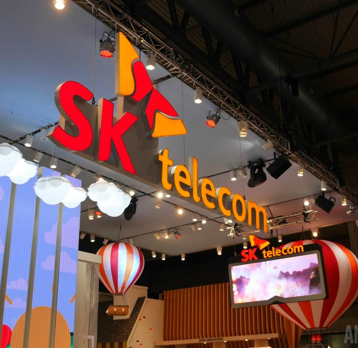 World's (probably) second 802.11ax service 'commercialized' in Korea ...