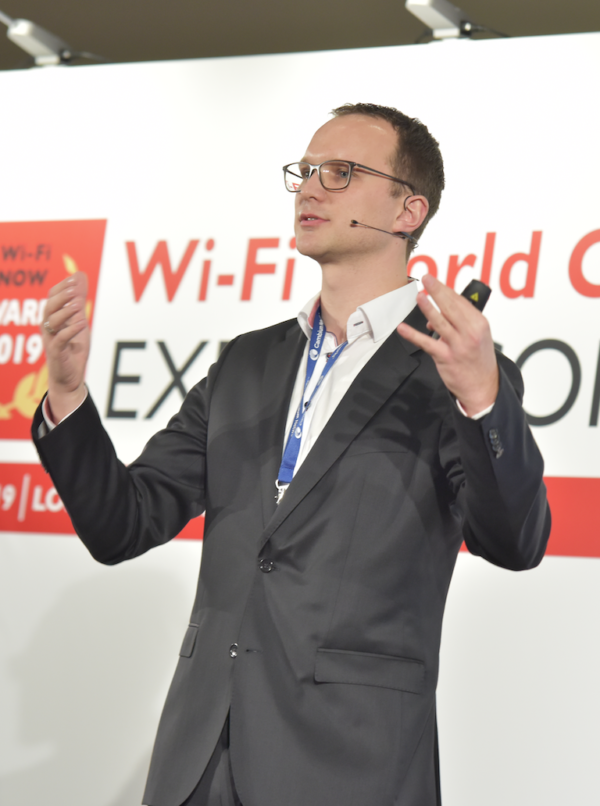 Wi-Fi 6 for industry: Siemens releases world's first industrial Wi-Fi 6 ...